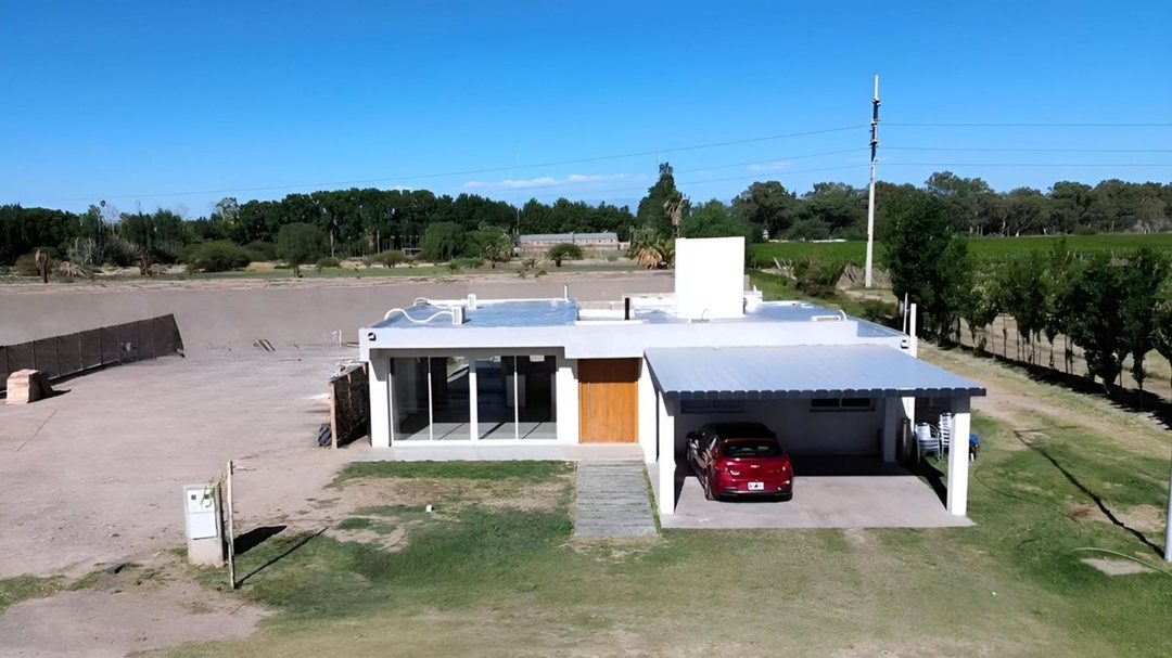 Casa en venta 6 ambientes en Sgto Cabral Oeste 2900, Rivadavia ...