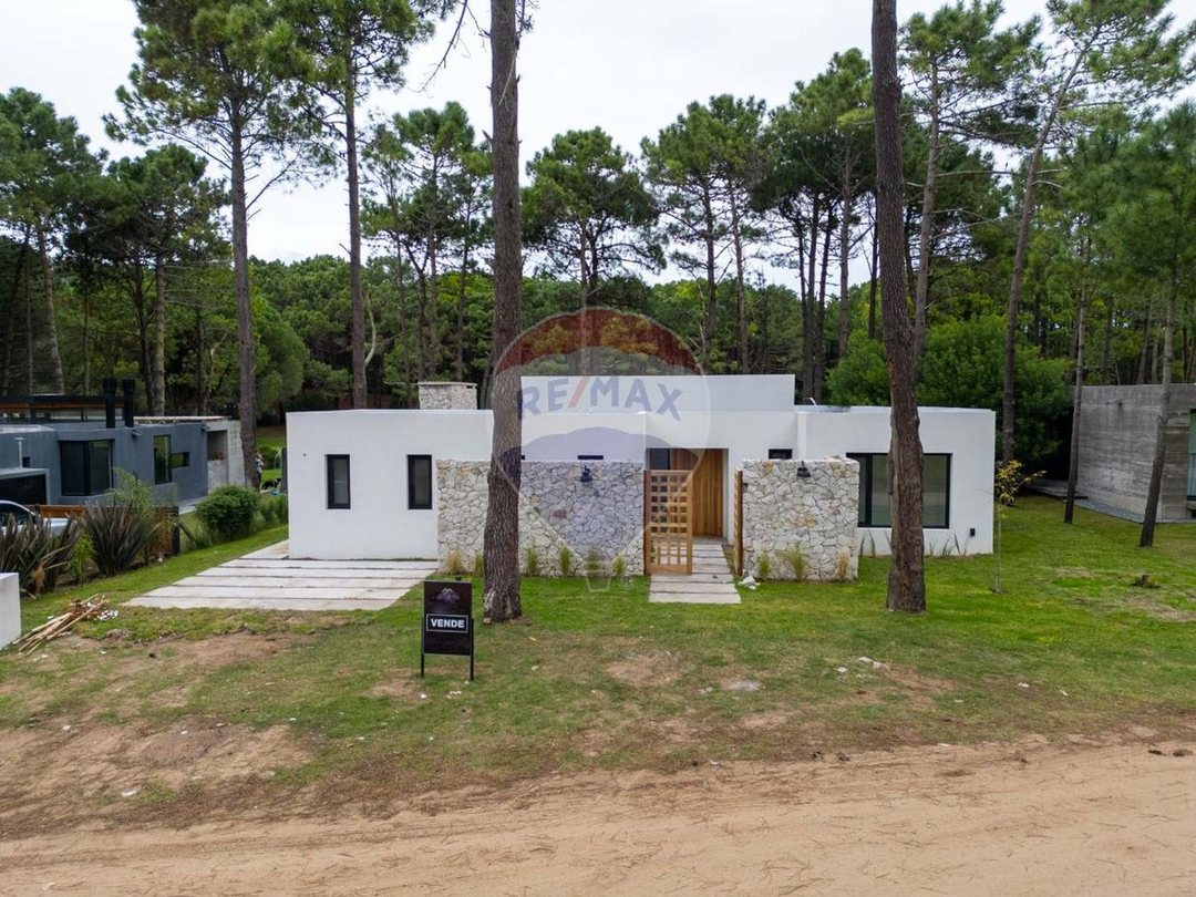 Casa en venta 4 ambientes en Isla del Golf Oeste 0, Pinamar, Pinamar ...