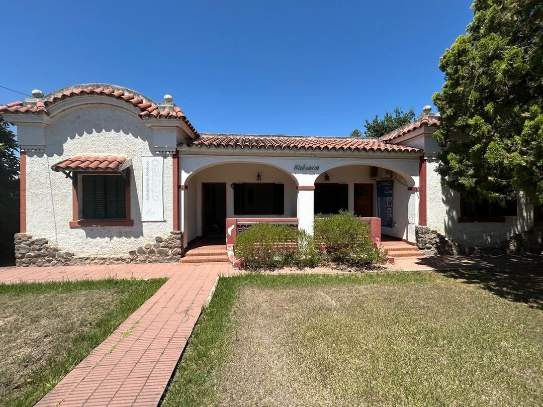 Casa en venta 12 ambientes en Carlos Pellegrini 0, Villa Allende, Colon ...