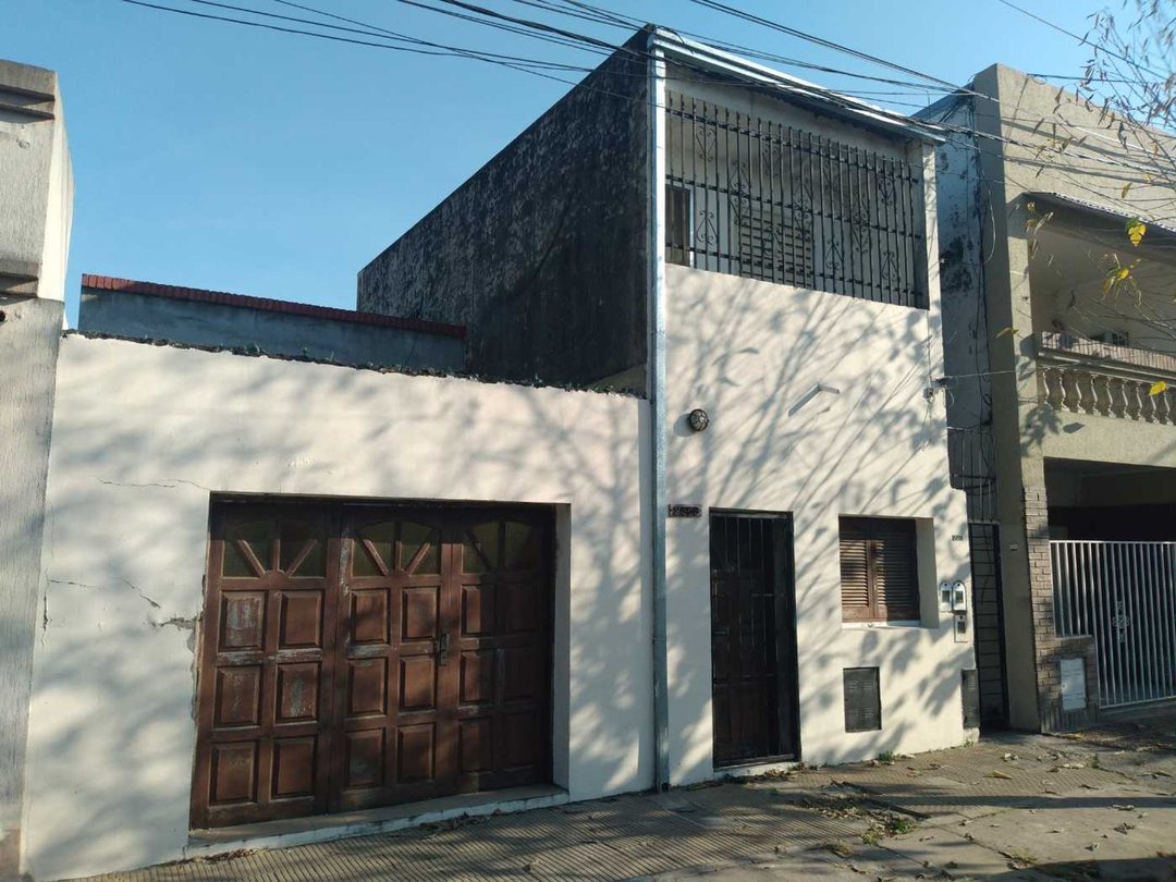 Casa en venta 3 ambientes en Juan Díaz de Solís 2500, Roma, Santa Fe ...