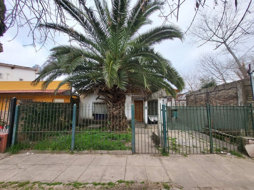 Casa en venta 3 ambientes en Doctor Raúl Scalabrini Ortiz 2900, Glew ...