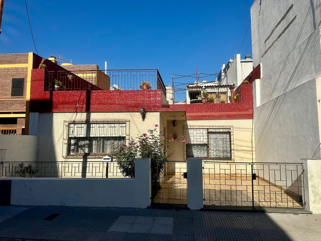 Casa en venta 4 ambientes en Pasaje Euclides 4800, Villa Luro, Capital ...